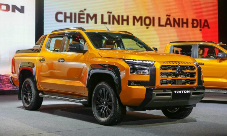 Mitsubishi Triton 2WD AT GLX | Giá Lăn Bánh, Ưu Đãi Tháng 3